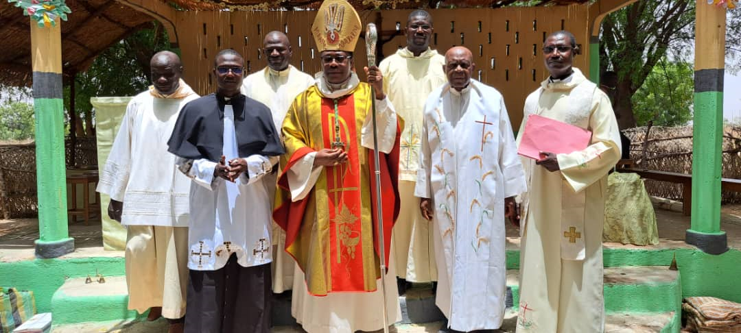 Secteur Autonome St Joseph de Gazawa: Visite pastorale de Mgr Bruno ...